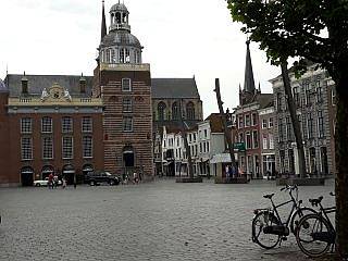 Zeeland. Een dagje uit in één van de badplaatsen, binnenspeeltuinen ...