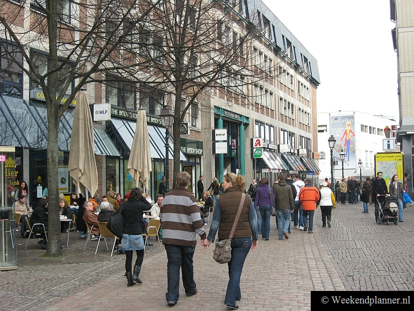Winkelen in Aken.
