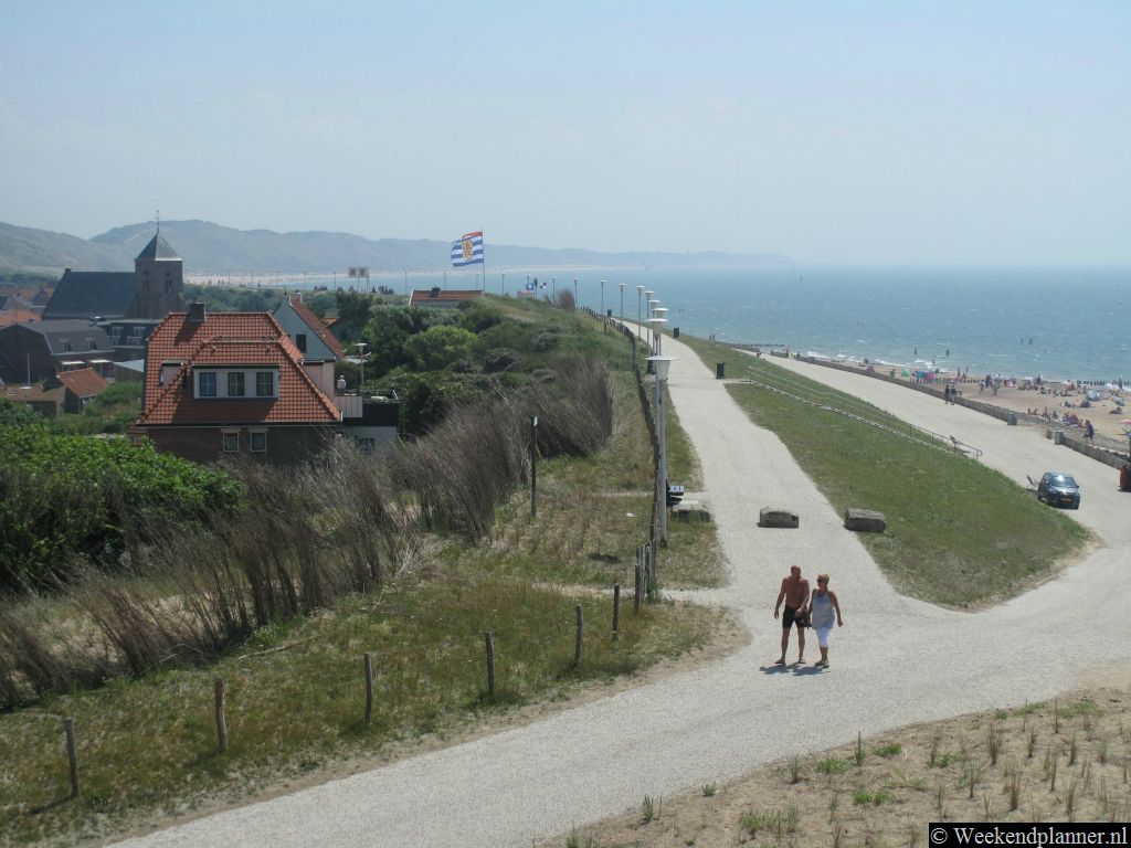 De badplaats Zoutelande in Zeeland